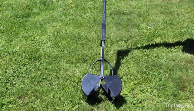 Top 15 Best Dog Poop Scooper Brands [Reviews & Buyers Guide]